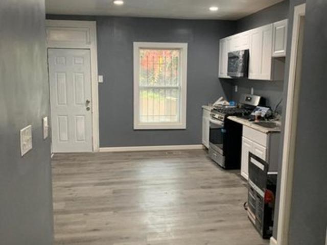 752 Bartlett Ave, Baltimore, MD 21218