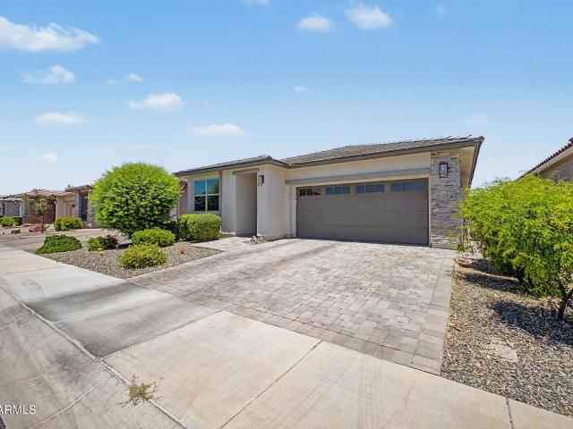 752 e constitution drive