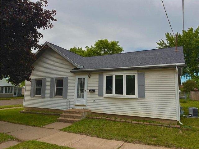 752 E Mark St, Winona, MN 55987