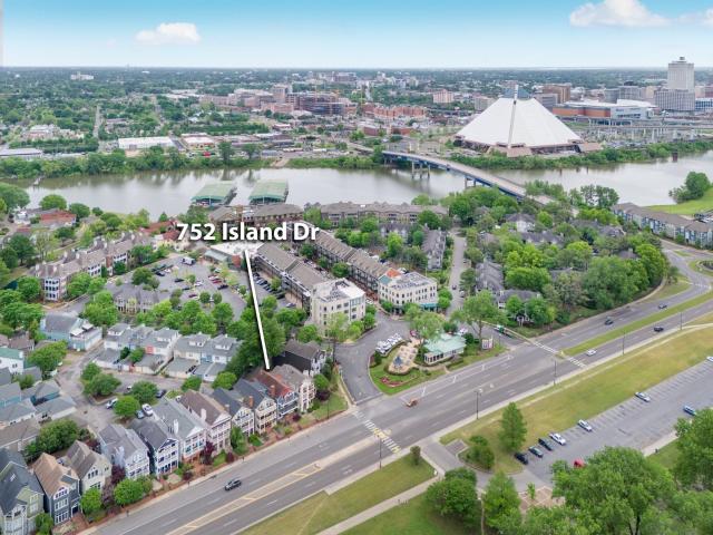 752 island dr