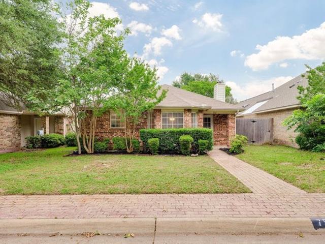 752 Monique, Cedar Hill, TX 75104