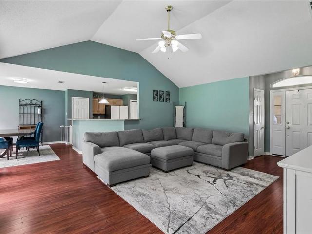 752 Simpson Way