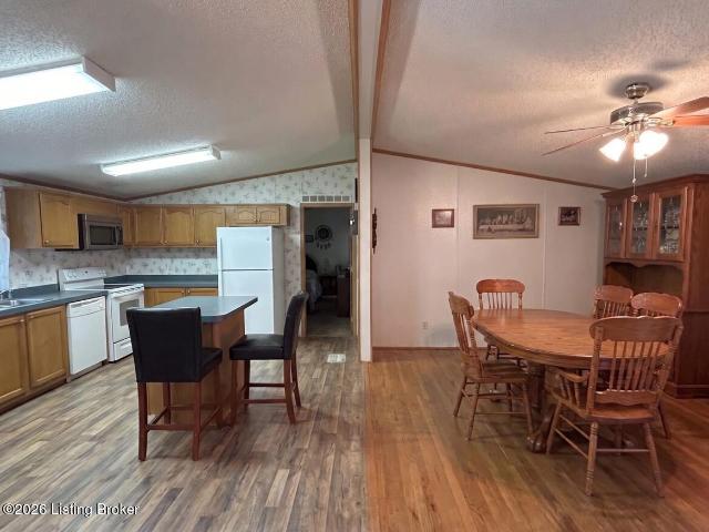 752 Williams Ln
