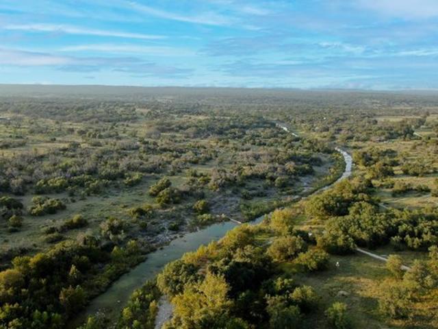 7534 W US Highway 290, Hye, TX 78635