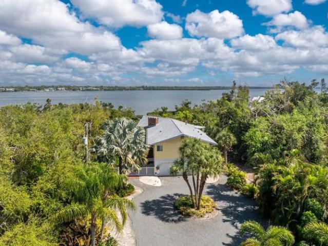 7535 Manasota Key Rd, Englewood, FL 34223