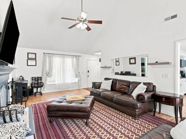 7535 Elkmont Court