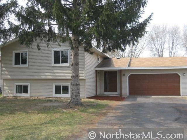 7535 Humboldt Cir N, Brooklyn Park, MN 55444