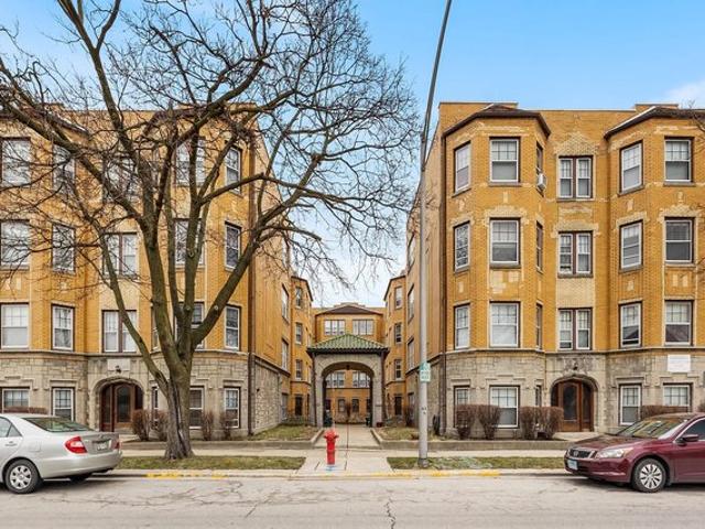 7535 Jackson Blvd, Forest Park, IL 60130