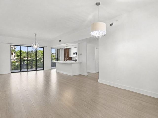 7535 LA Paz Blvd Apt 209, Boca Raton, FL 33433