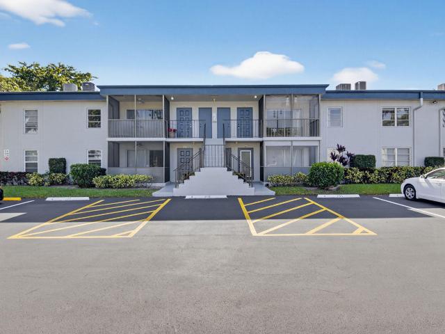 7535 S Oriole Blvd, Unit 206, Delray Beach, FL 33446 | MLS #B26018