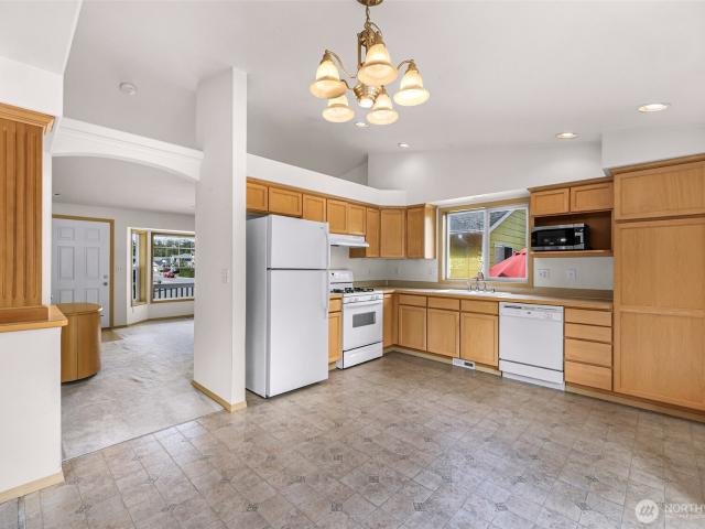 7536 Clamdigger Drive