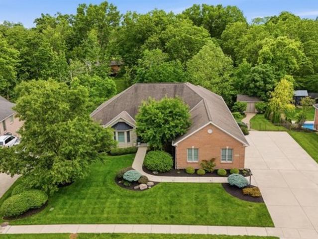 7537 Nordan Dr, West Chester, OH 45069