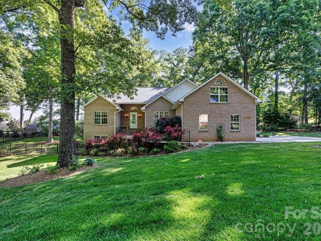 7538 Golf Course Dr S, Denver, NC 28037 | MLS #4375