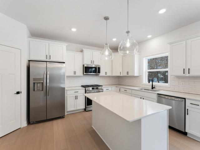7538 Upper 42nd St N, Oakdale, MN 55128 | MLS #7029 | Compass
