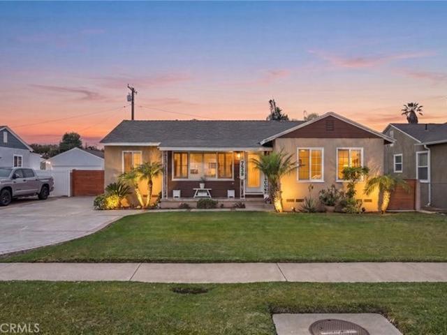 7539 Duchess Dr, Whittier, CA 90606