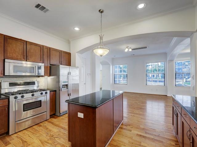 7539 Highmeadow Dr, Houston, TX 77063 | MLS #90686 | Compass