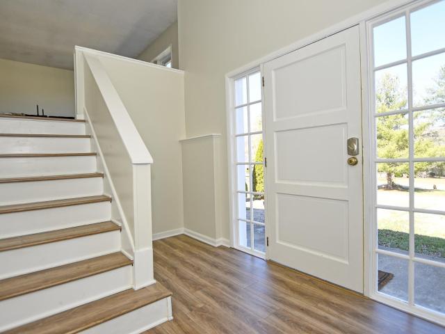 7530 Meadowview Dr, Evansville, IN 47710 | MLS #202539 | Compass