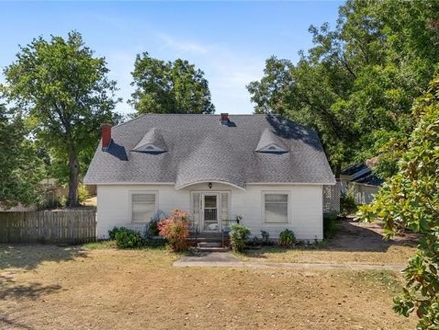 7530 NW 36th St, Bethany, OK 73008