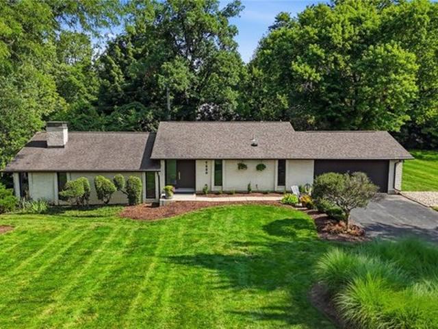 7530 Normandy Ln, Centerville, OH 45459