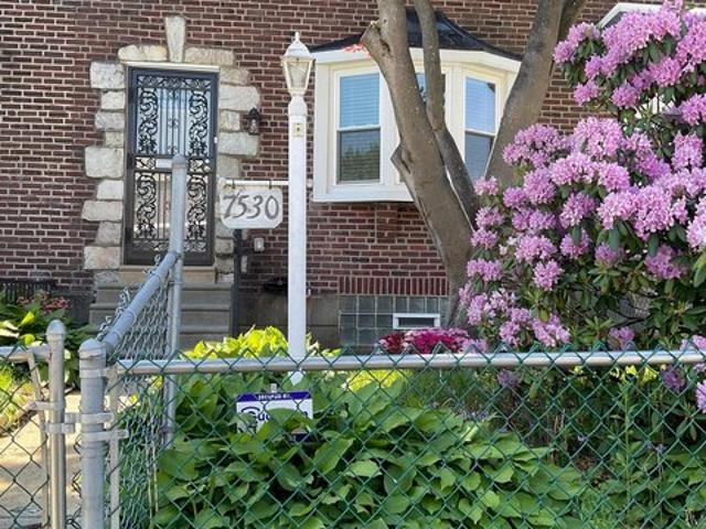 7530 Gilbert St, Philadelphia, PA 19150