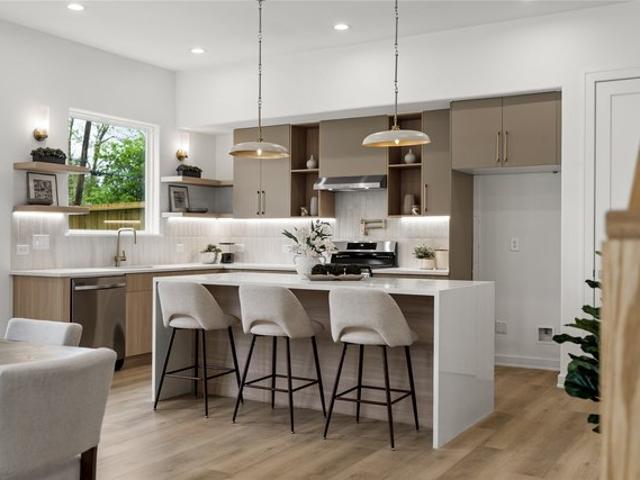 7530 LA Salette St, Houston, TX 77021