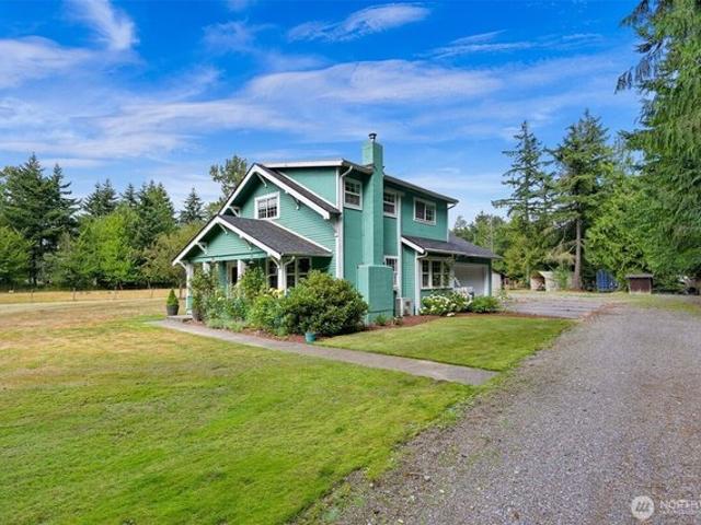 7530 Woodland Dr, Ferndale, WA 98248