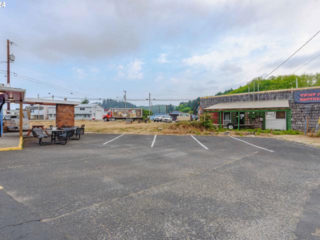 75310 us highway 101
