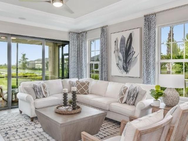 7532 Moonbeam Ave, Sarasota, FL 34241