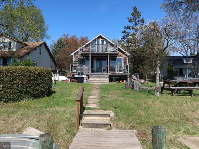 7532 Old Battle Grove Rd, Dundalk, MD 21222