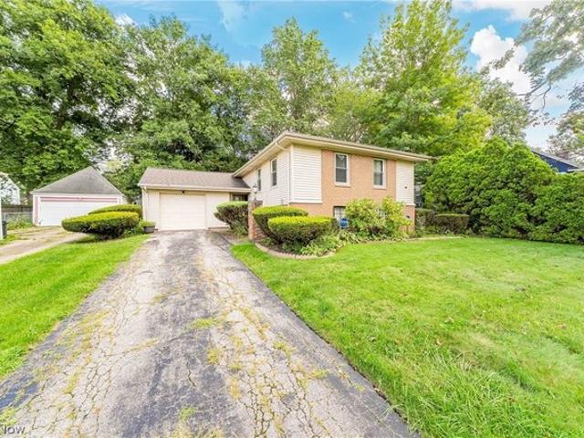 753 Crestview Ave, Akron, OH 44320