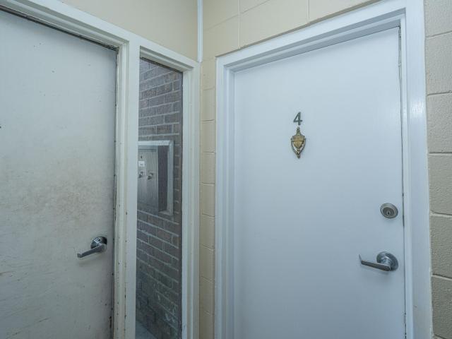 753 Ashdale Drive Apt 4