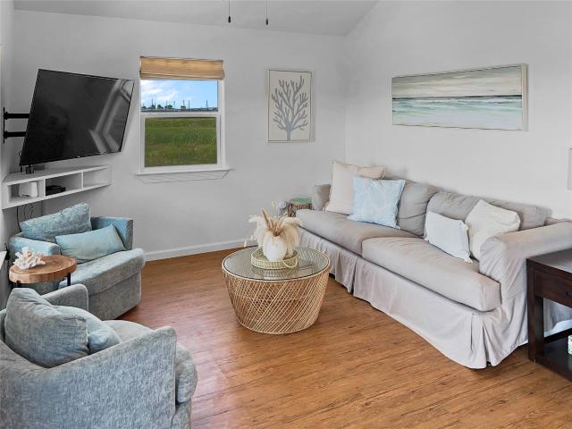 753 Bluewater Hwy, Surfside Beach, TX 77541 | MLS #29292 | Compass