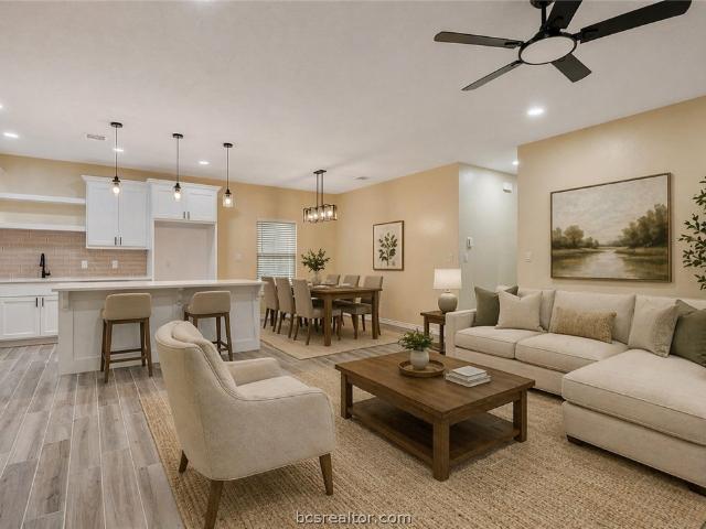 753 Bruin Trace