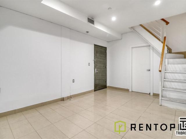 753 Lexington Avenue, Brooklyn, NY