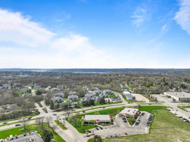 753 N Geneva Pkwy, Unit 2