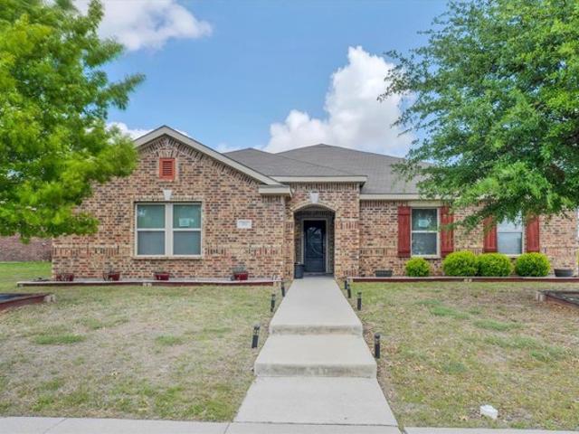 753 Snowy Orchid Ln, Desoto, TX 75115