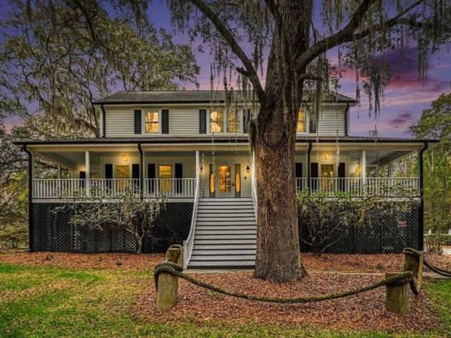 753 Robin Dr, Georgetown, SC 29440
