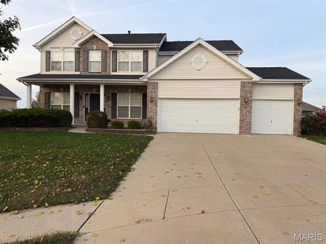 753 Willow Spring Hill Dr, Fairview Heights, IL 62208