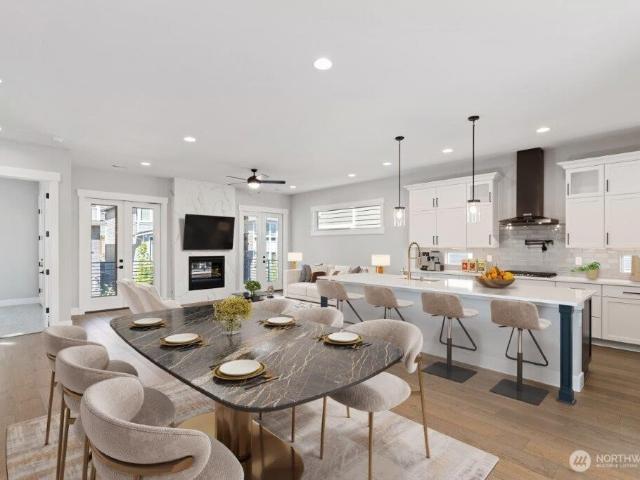 7544 S 129th Place