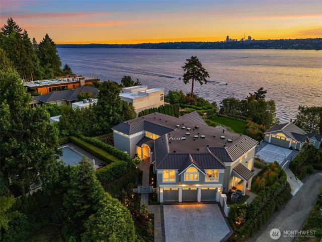 7545 NE 28th Pl, Medina, WA 98039 | MLS #2508