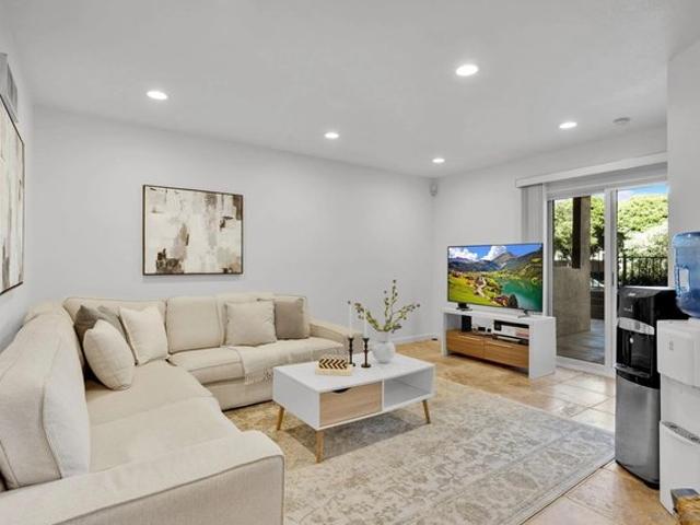 7545 Charmant Dr Unit 1503, San Diego, CA 92122