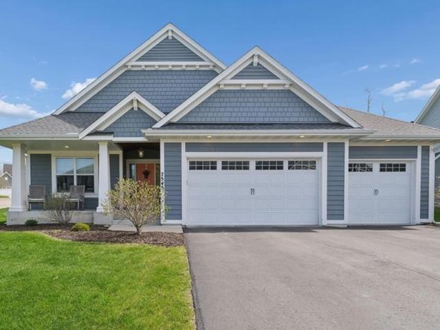 7545 Fawn Hill Rd, Chanhassen, MN 55317