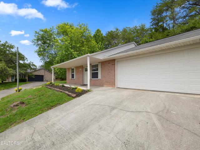 7545 Lyle Bend Lane