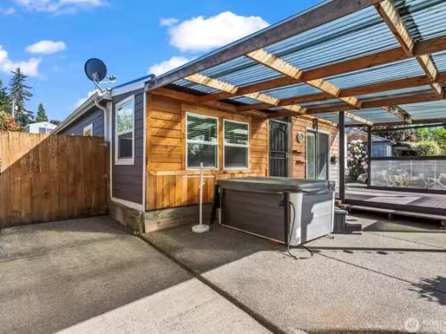 7545 Sunset Cir W, University Place, WA 98466 MLS 2363728