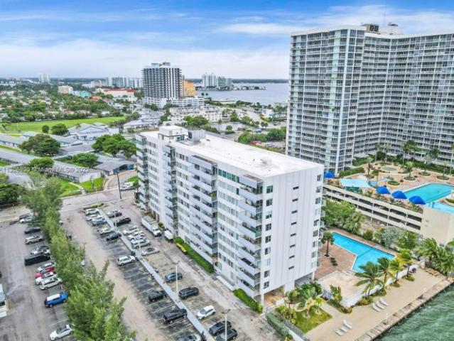 7545 Treasure Dr E #9H, North Bay Village, FL 33141
