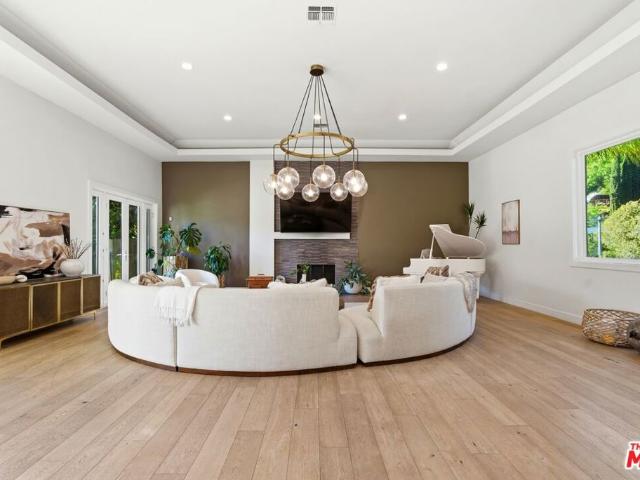 7546 Devista Drive