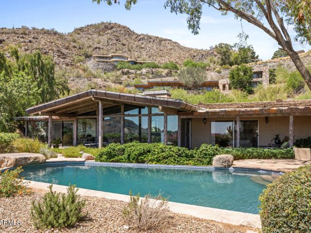 7547 N Lakeside Ln, Paradise Valley, AZ 85253 | MLS #7019 | Compass
