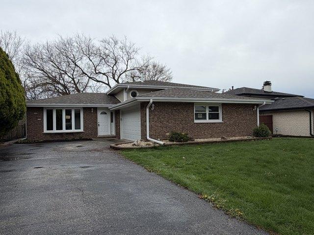 7547 Blazer Ave, Justice, IL 60458