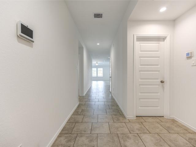 7547 Cattle Walker Court
