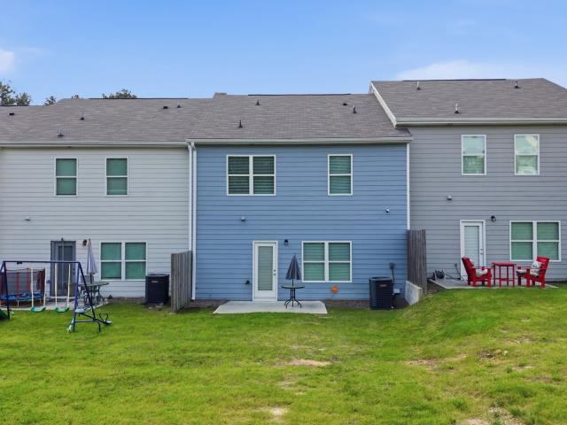 7548 Knoll Hollow Road